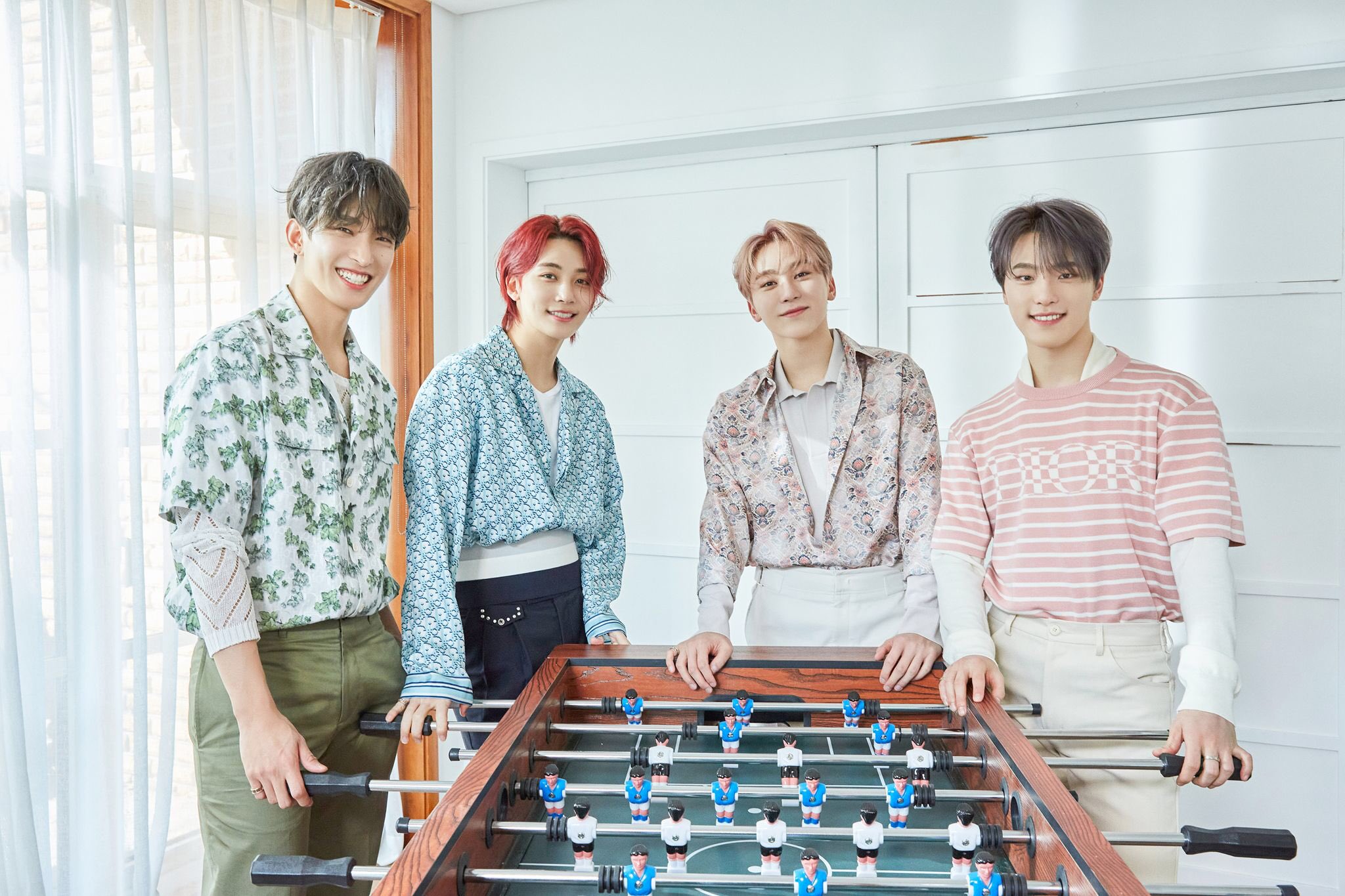 SEVENTEEN Fancafe & Weverse on Twitter: "SEVENTEEN [Your Choice] 자켓 촬영 Behind Sketch #SEVENTEEN ...