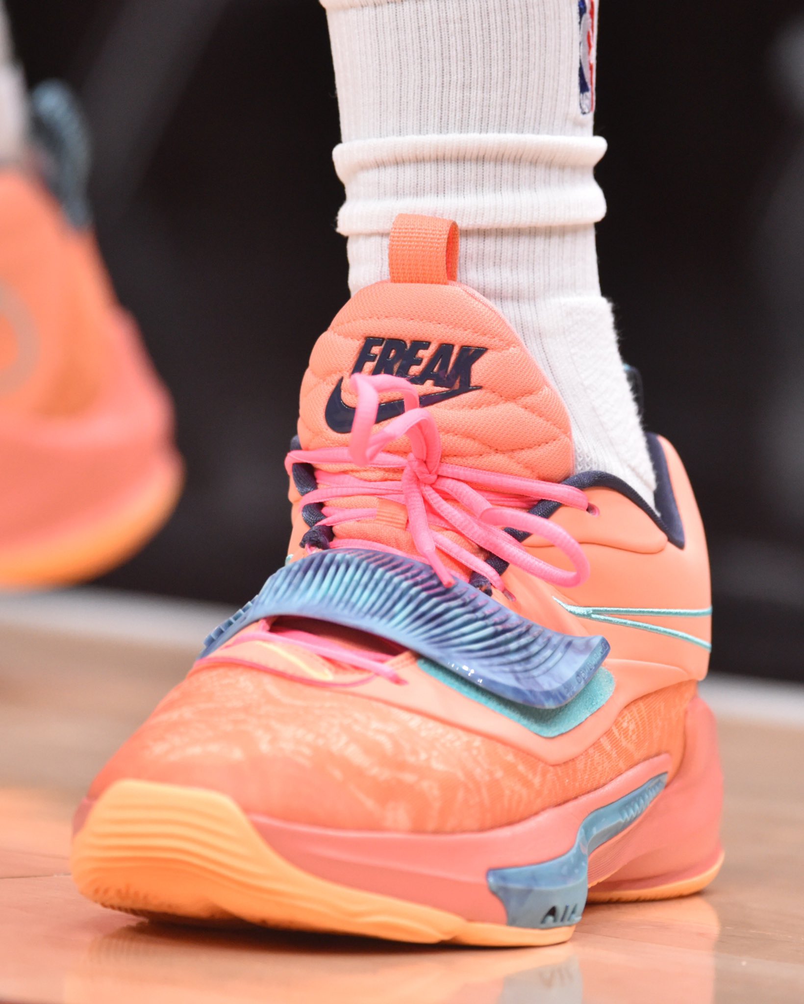Kd 7 35k Degrees On Foot