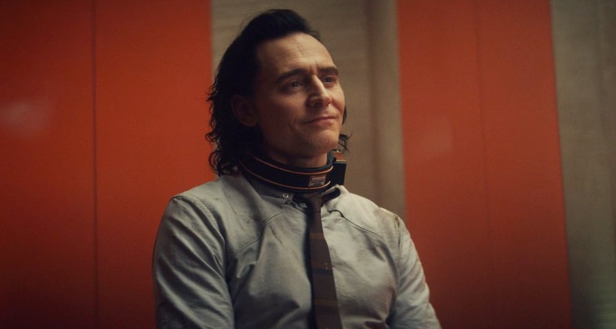 Loki Smirk 50+ Loki!!! Ideas | Loki, Tom Hiddleston Loki, Loki Thor