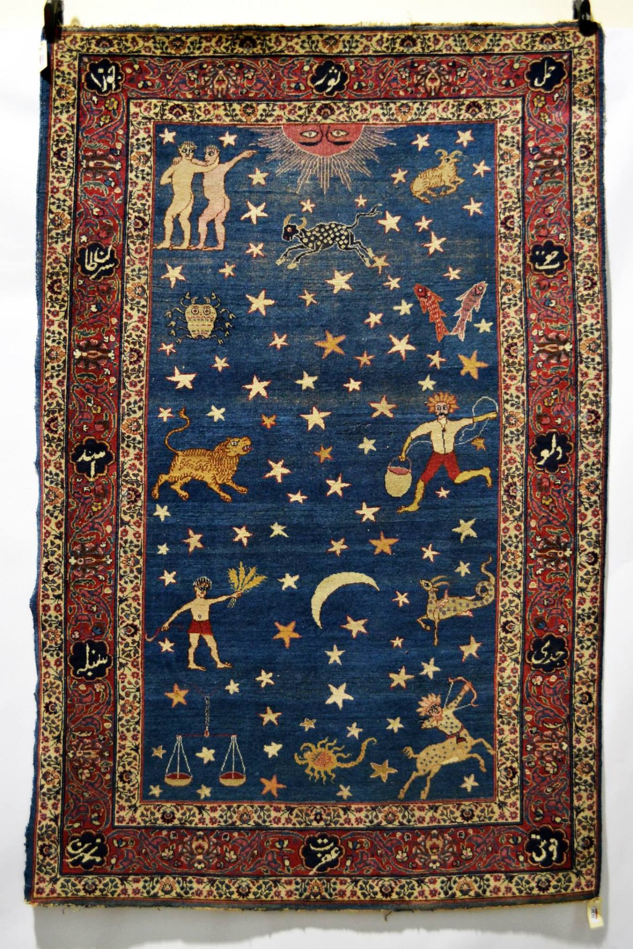 Zodiac area rug - Horoscopeaz.com
