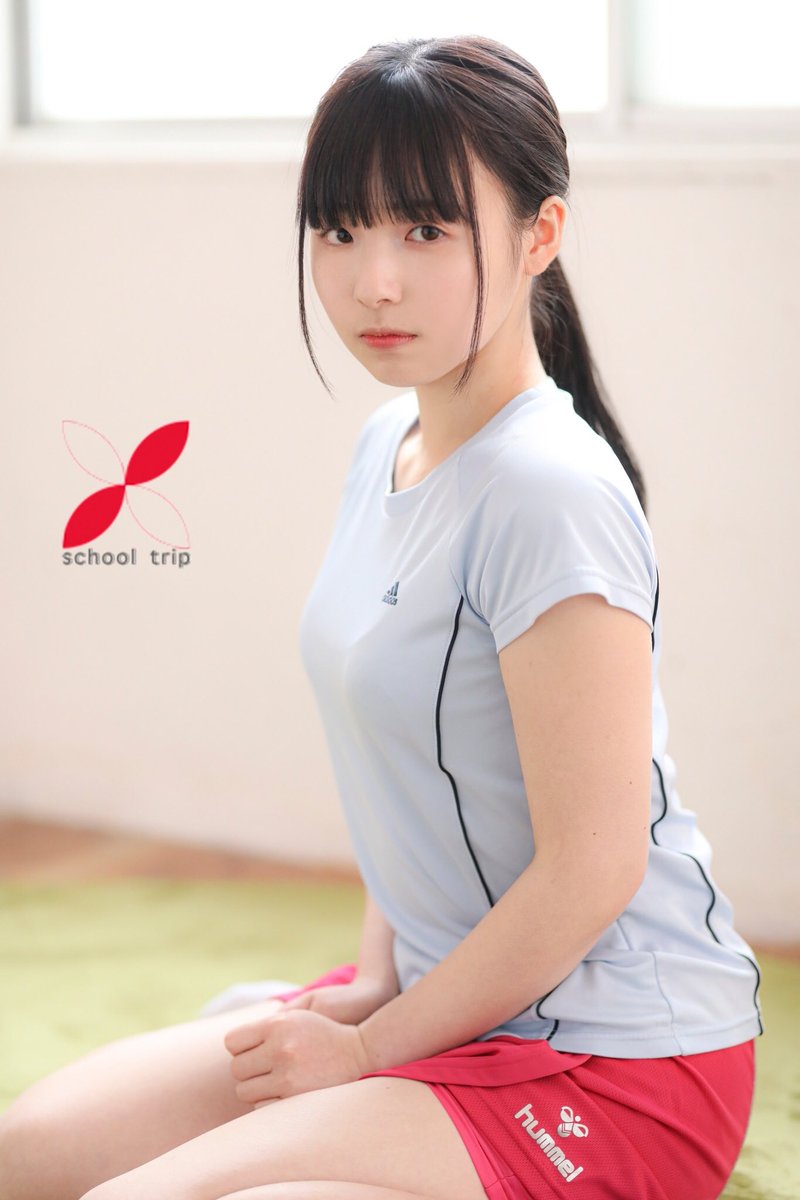 デジタル写真集[school trip] Twitterでは写真集未掲載カットをアップしています！ #RT大歓迎 モデル：#こまめ 衣装：#部活ユニフォーム その他 #セーラー服 #制服 ...