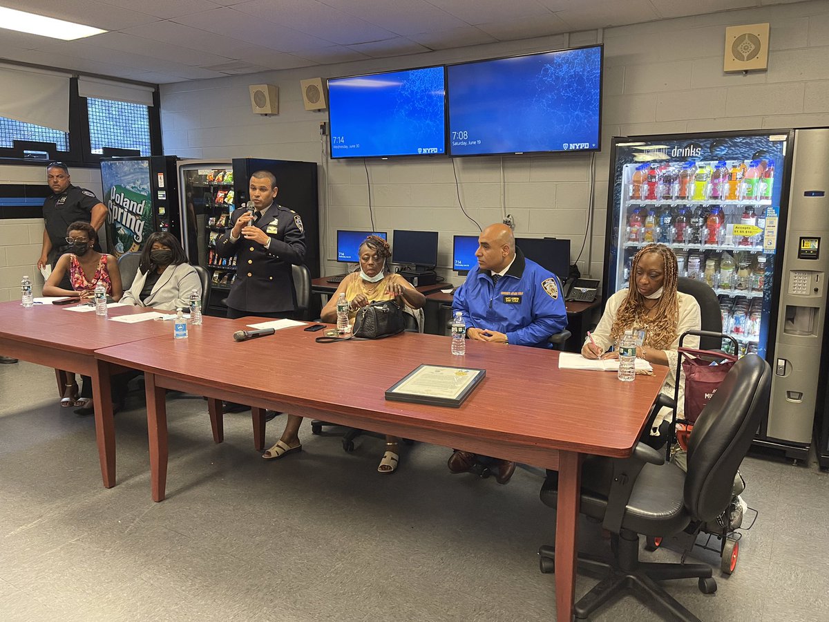 NYPD 115th Precinct - @NYPD115Pct Twitter Analytics - Trendsmap