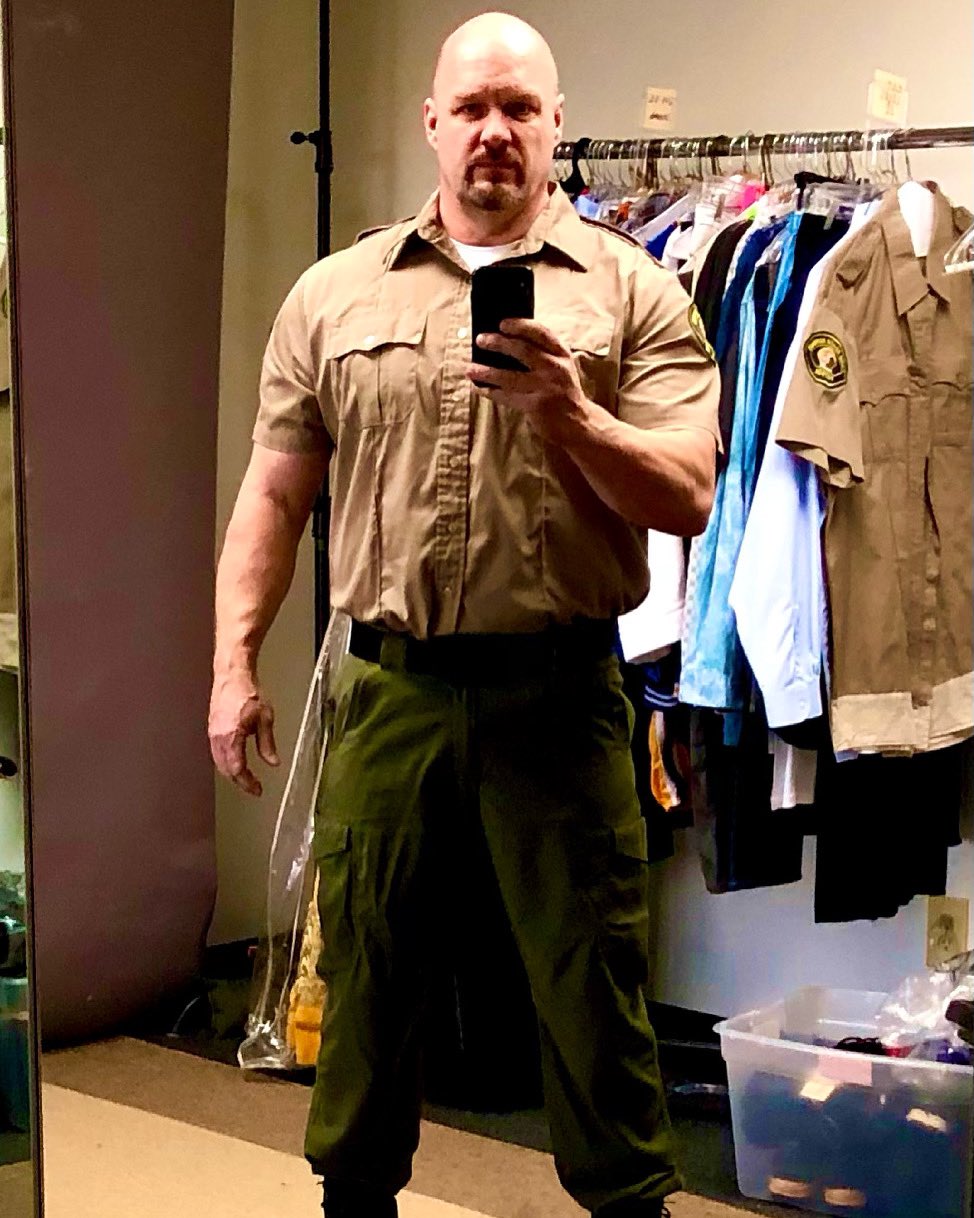 Eric Allan Kramer Shirtless