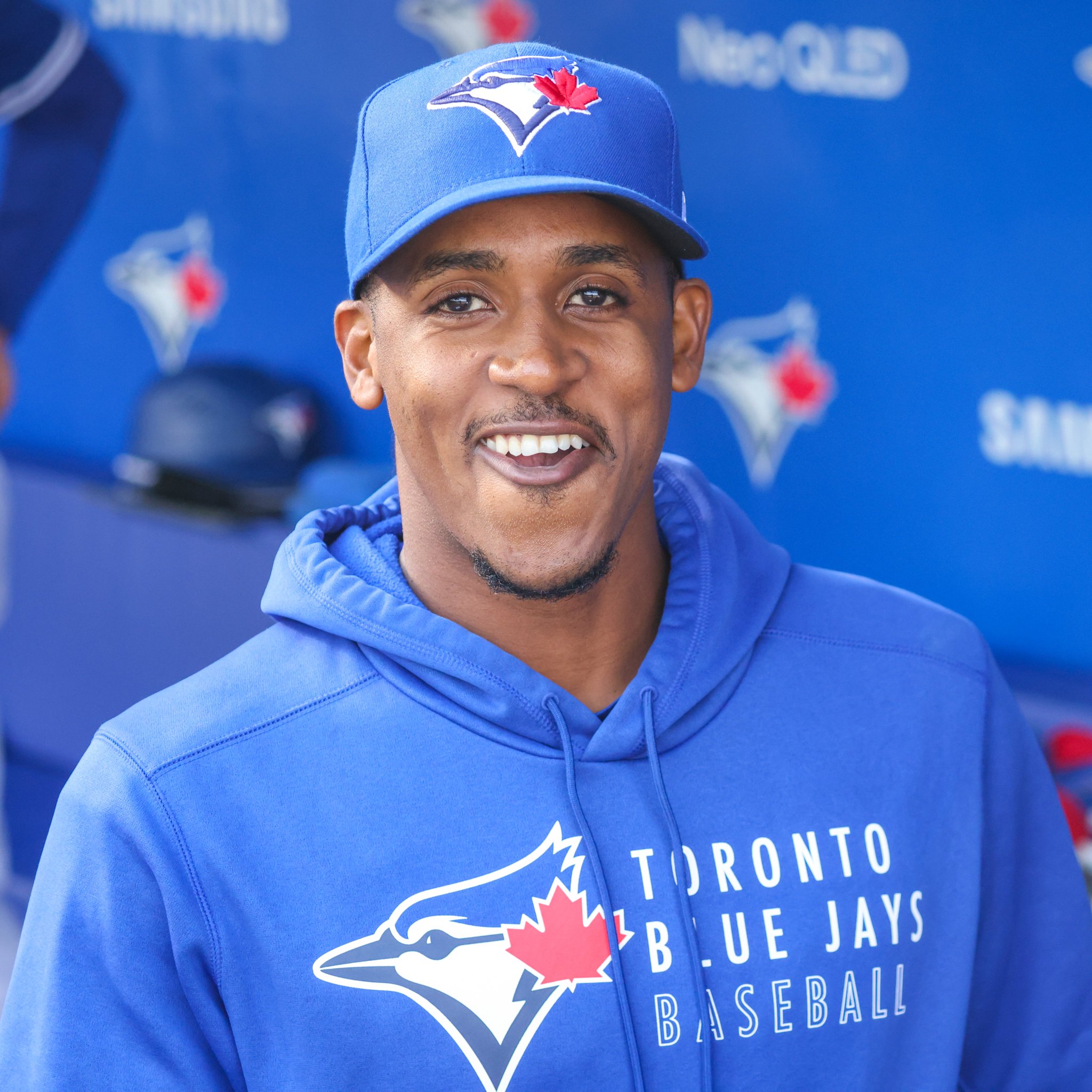 Toronto Blue Jays on Twitter: "ROSTER MOVES: 🔹 RHP Tyler Chatwood (neck strain) placed on 10-day ...