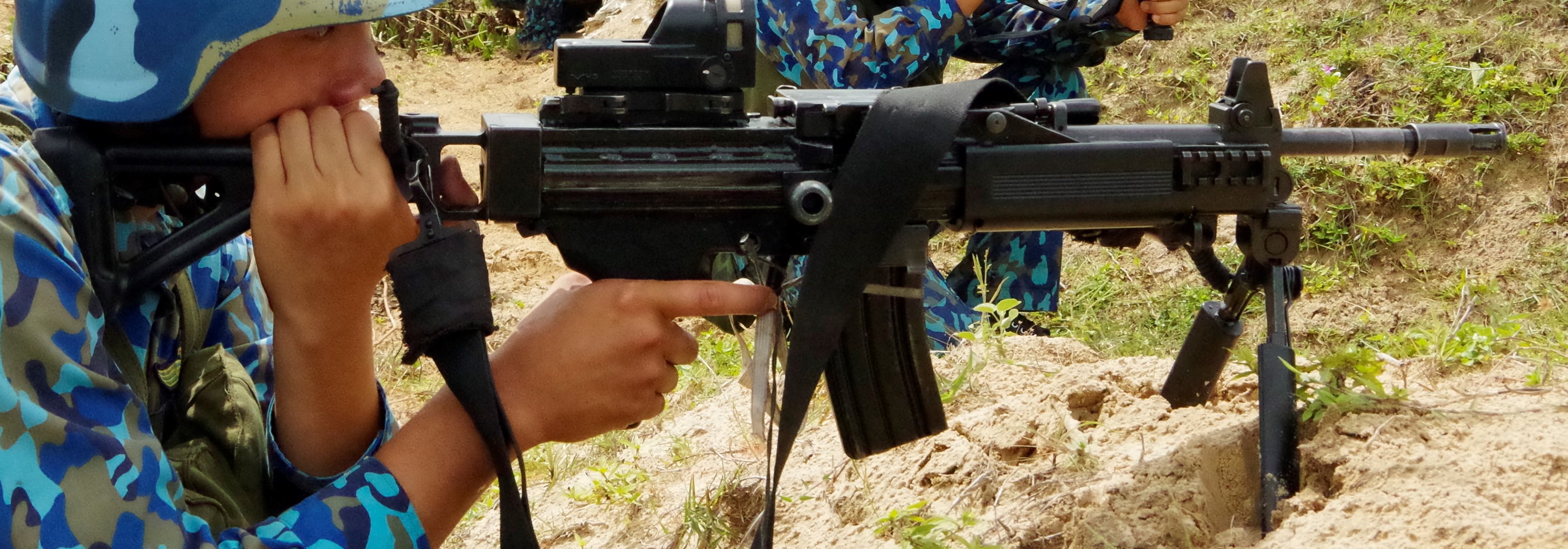 Lee Ann Quann on Twitter: ""A shade of blue" A squad of Vietnam Naval Infantry hunkering down ...