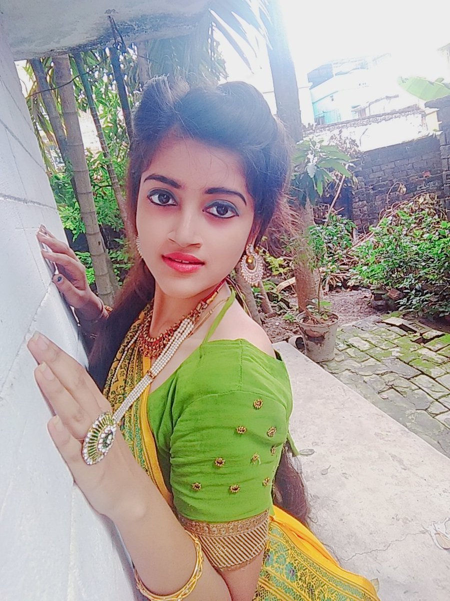 Soumi Sen (@Official_mimi20) | Twitter