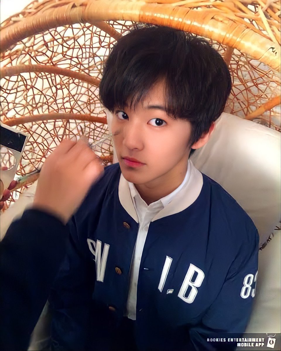 ve 🌹🍉 on Twitter: "🗓Day 04 Q: Favorite picture from Mark predebut. A: i don't know, All Mark's ...