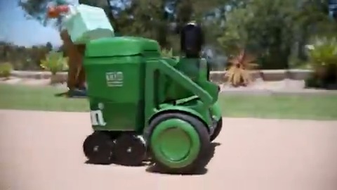 Heineken B.O.T. es un robot-hielera compacto creado por la empresa de ...