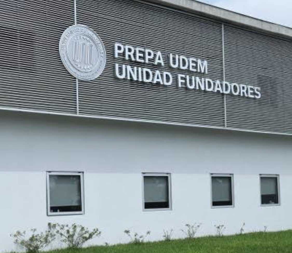 Prepa Udem Logo