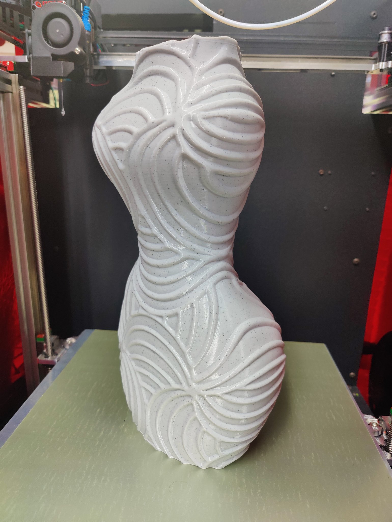 Project R3D on Twitter: "It took 27 hours at 175% and 0.2mm LH/5 perimeters. Leave it to ...