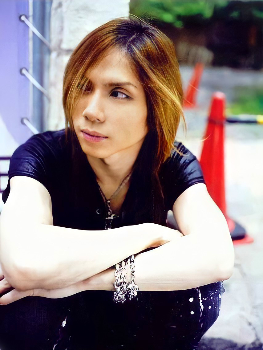 yasu画像 on Twitter: "yasu「（口癖に対して）1人の時によく言ってるのは『なんでやねん』（笑）。ゲームに負けた時とか『なんでやねん』やしね（笑）」ーBLACKBOX ...