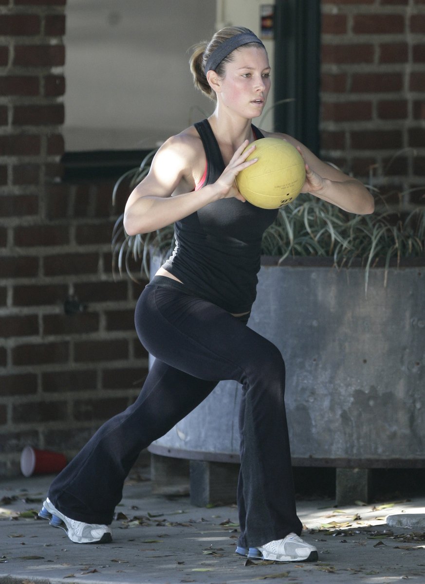 Jessica Biel Works Out At Pro Gym In Brentwood 100306