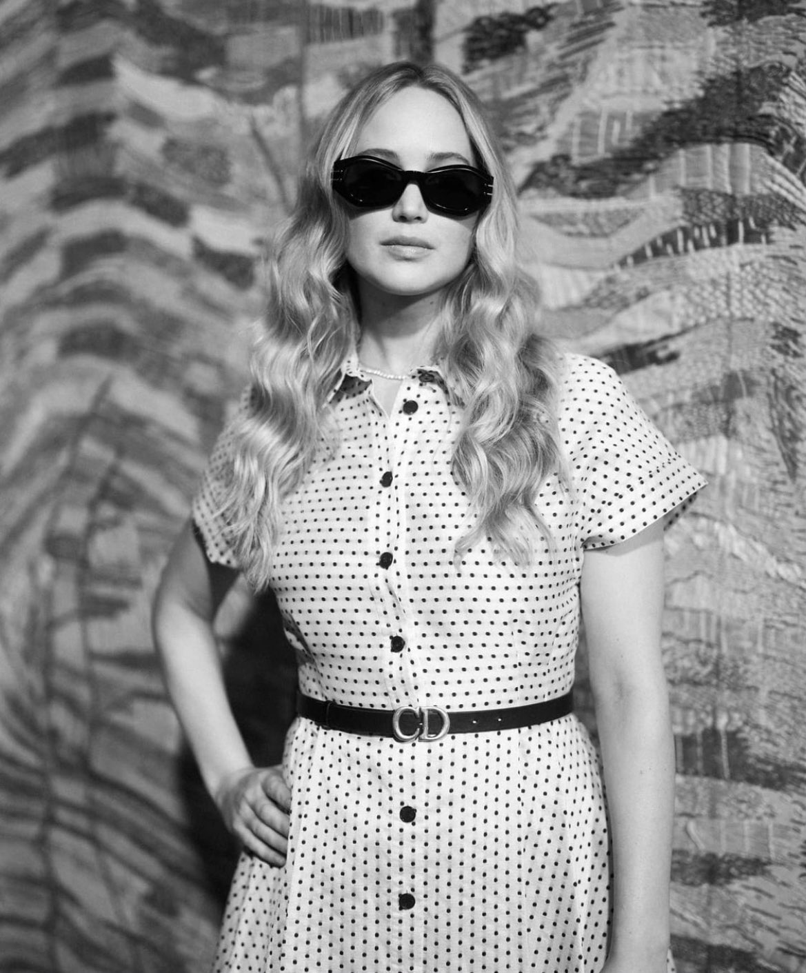 Suki Waterhouse And Jennifer Lawrence