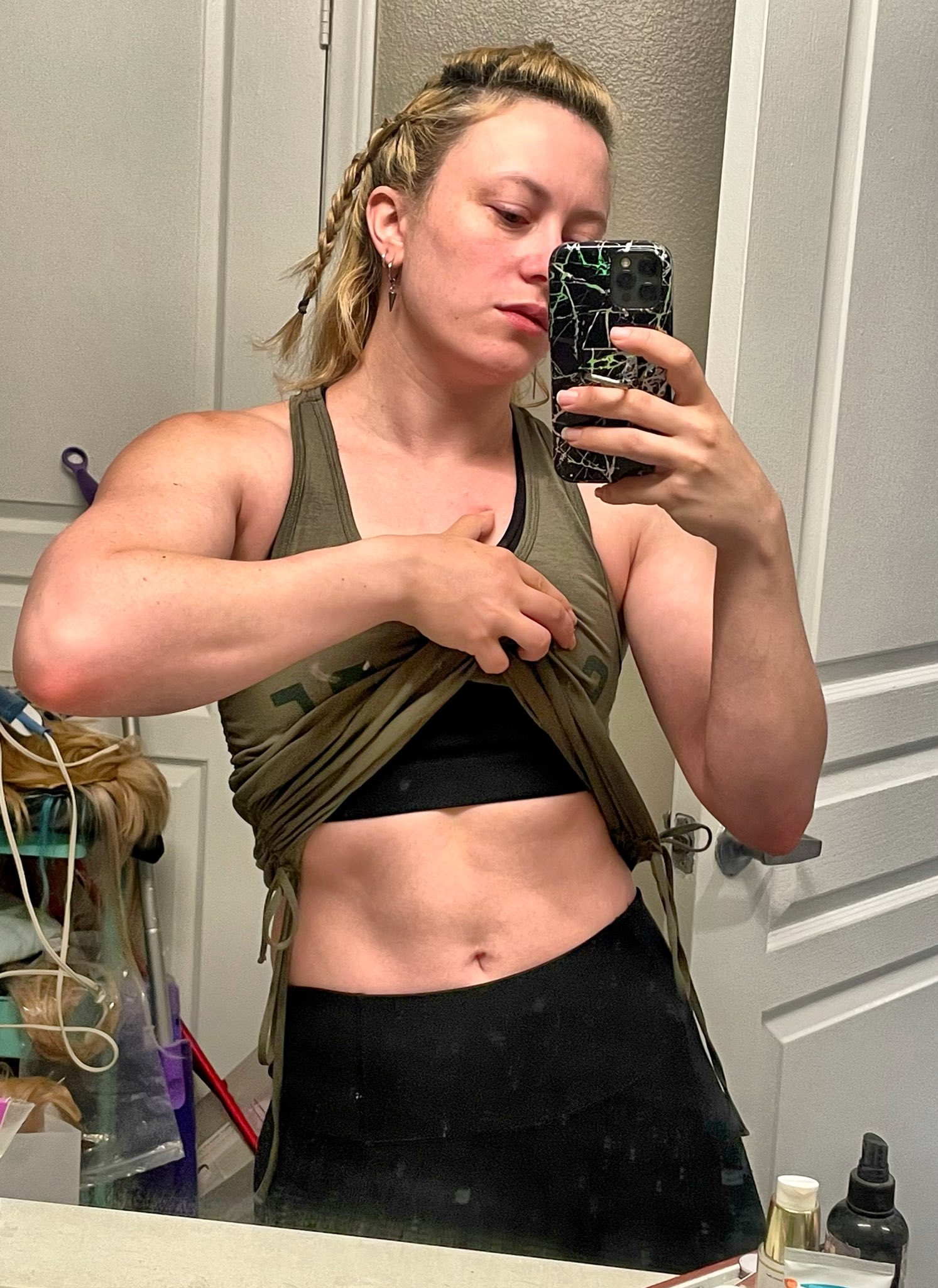 Female Muscle Fan💪 On Twitter Rt Clairemax Good Morning Me And My