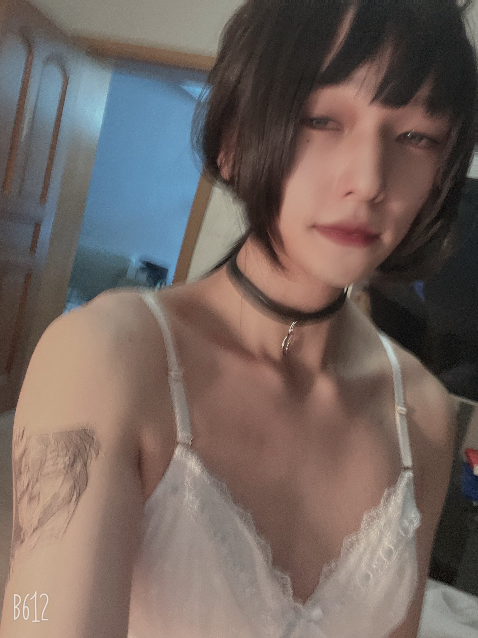 Ariy on Twitter: "8年没穿女装了 https://t.co/p2CCKfDsvx" / Twitter