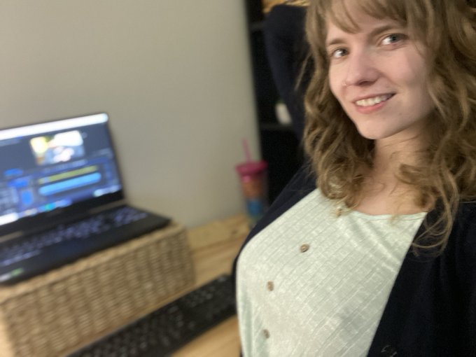 TW Pornstars - Harper The Fox. Pictures and videos from Twitter.