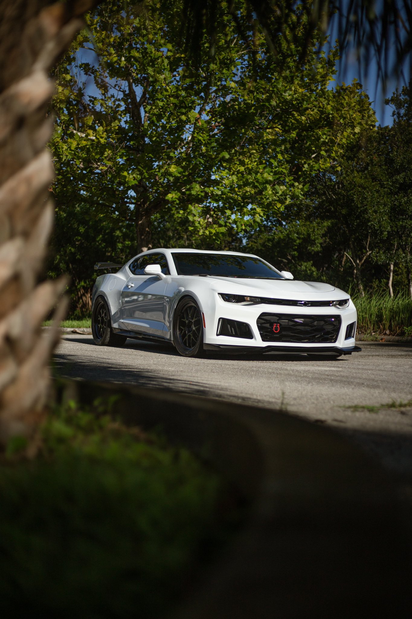 White Camaro Zl1 Wallpaper