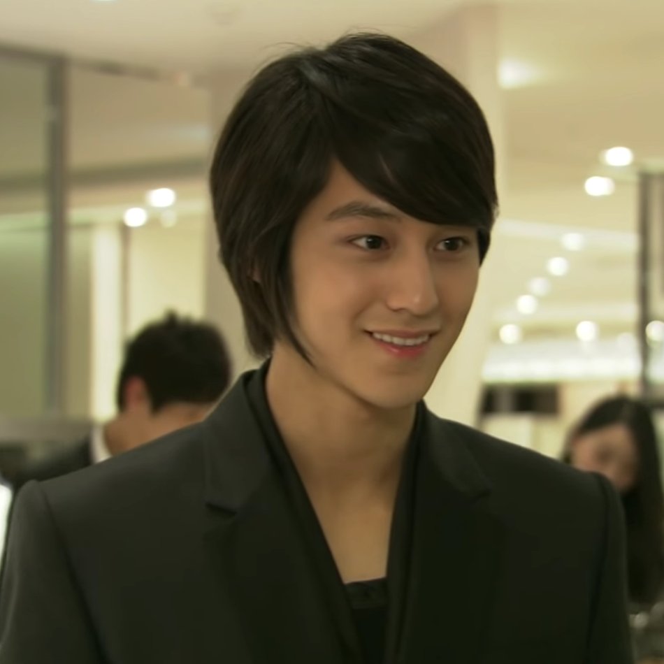 K-Drama Menfess on Twitter: "•kdm• loh kim bum krystal pernah main drama bareng?"