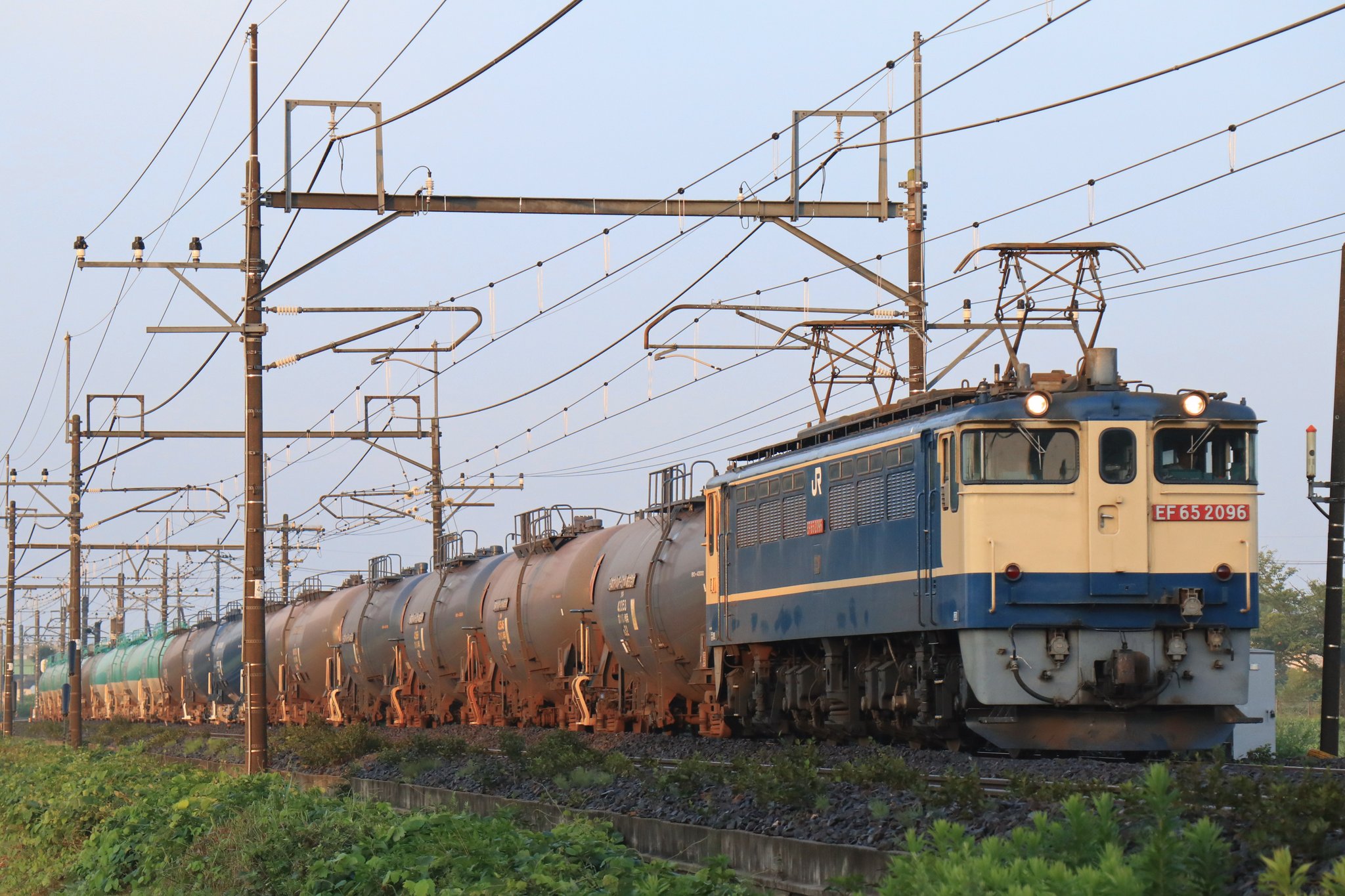 ボロホキ (@JNR_EF65_1101) / Twitter