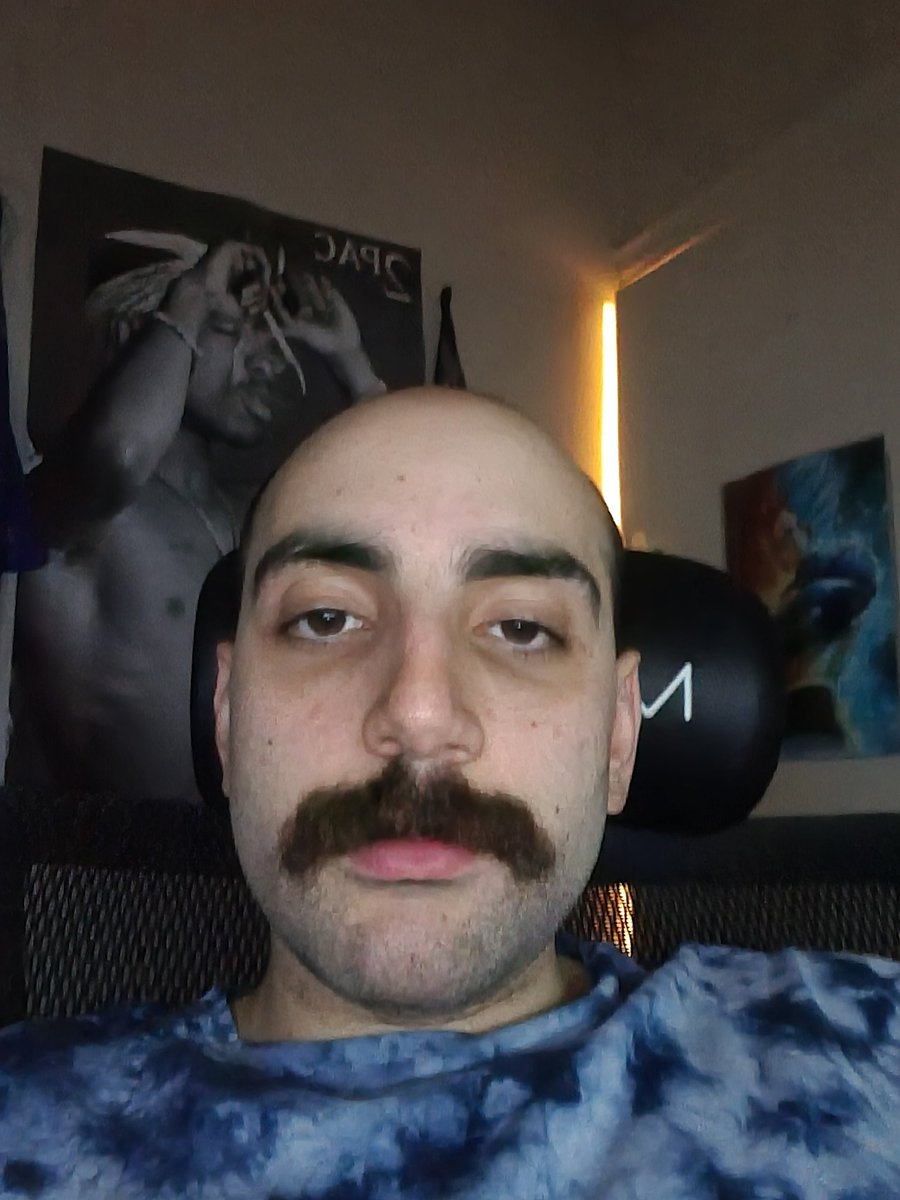 Sliker on Twitter : r/LivestreamFail