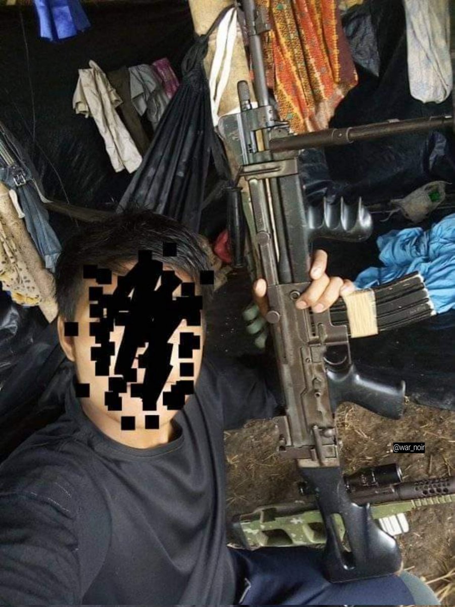 Ultimax 100 Magazine