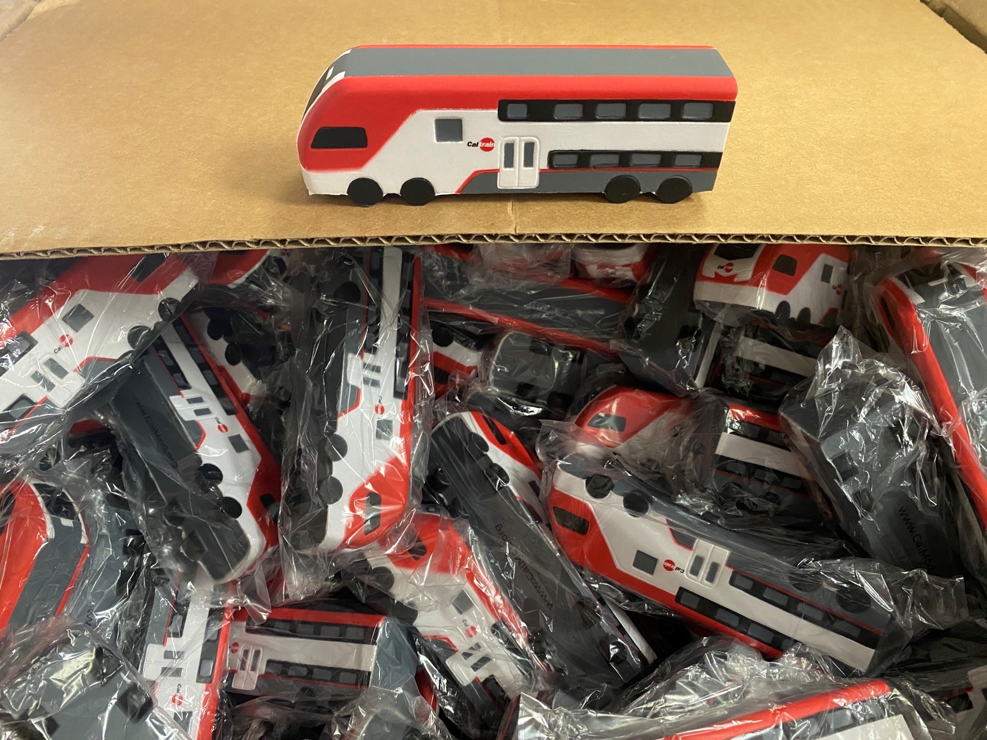 Wooden Caltrain Toy Trains Rapido 146027 HO BiLevel Commuter Car: