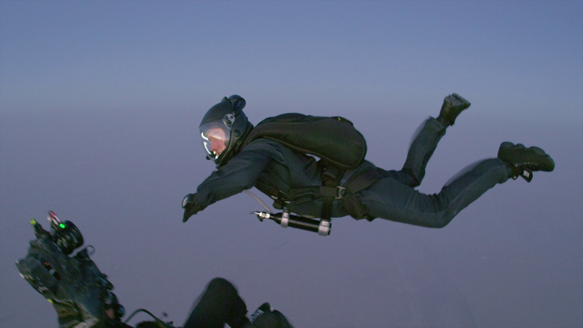 Mission: Impossible - Behind the Scenes on Twitter: "348/ (1/) Right after the lightning hit we ...