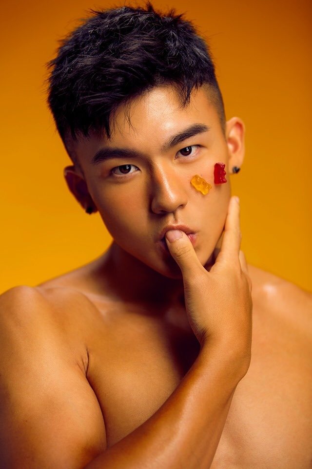 Hot Dudes Good Mood 🇺🇦 on Twitter: "RT @DamnHotBod: Cute and Sexy 🧡 #DamnHotBod 🔥 R O B E R T 🇹🇼 ...