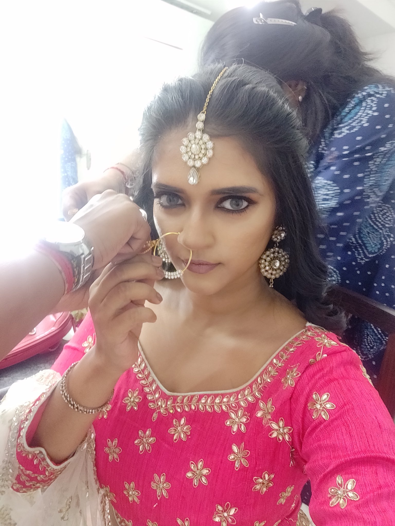 Vasundhara on Twitter: "Someone told me we’re doing #pinktwitter #outfit ⁦@Jana_TKumar⁩ Makeup # ...