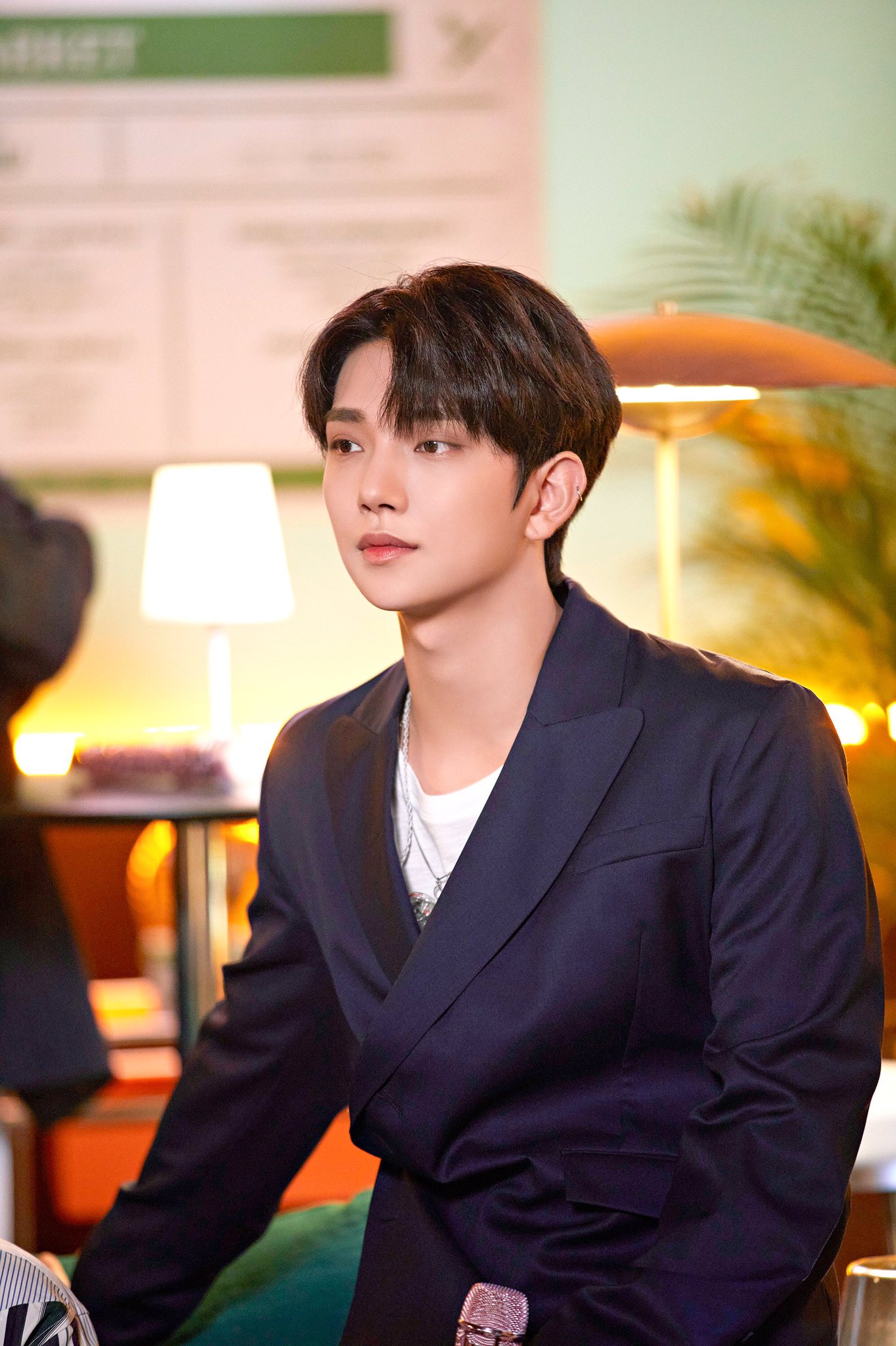 SEVENTEEN Fancafe & Weverse on Twitter: "SEVENTEEN Genius 'Open Mic' Behind Sketch #THE8 #디에잇 ...