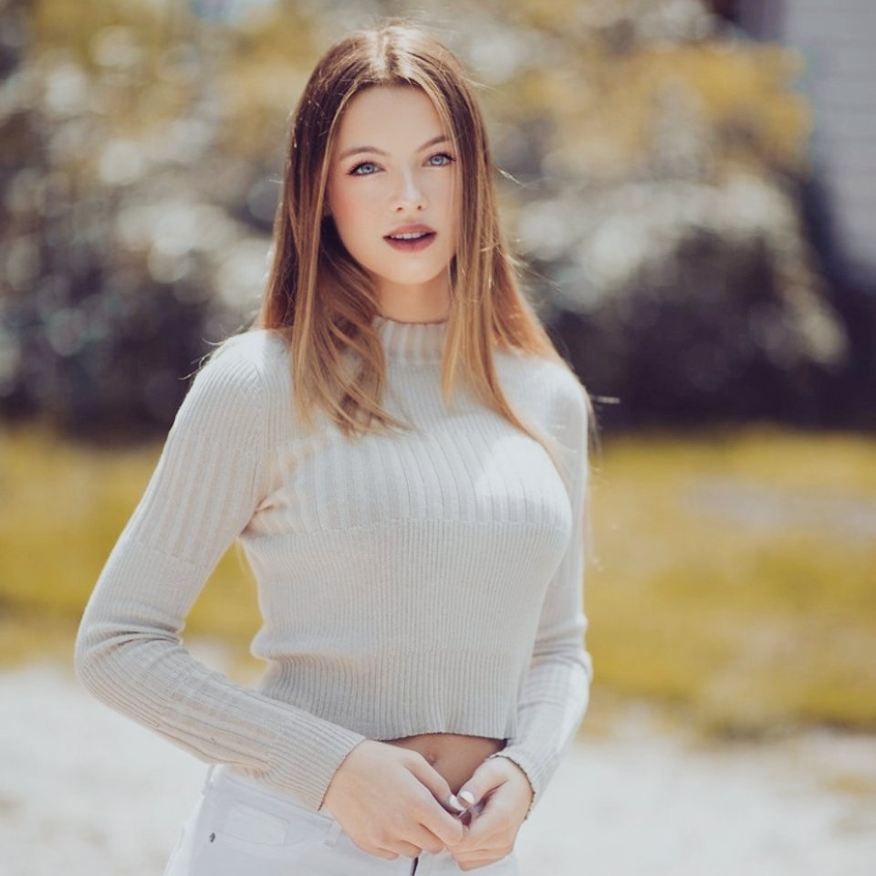 𝕃𝕒𝕟𝕚𝕥𝕒 ℍ𝕠𝕝𝕞𝕖𝕤 ᵕ̈ ೫˚∗: (@LanitaKHolmes) | Twitter