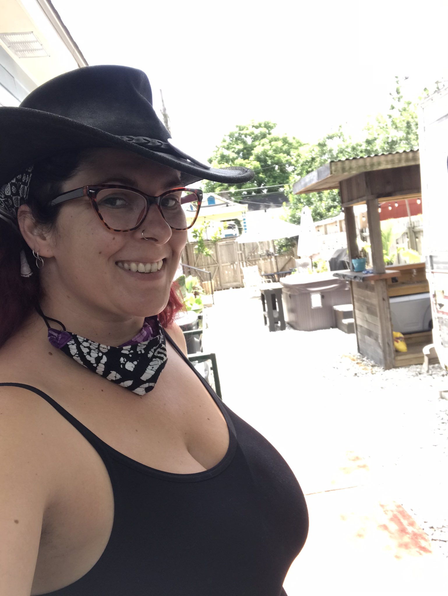 TW Pornstars - Violet Hayes. Twitter. Made it to NOLA with a genuine smile! Our Cali road trip ...