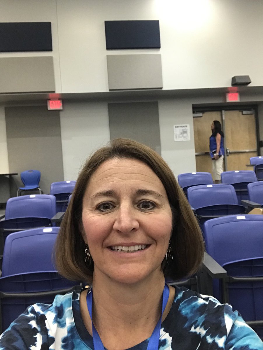 Jennifer Riddick's Instagram, Twitter & Facebook on IDCrawl