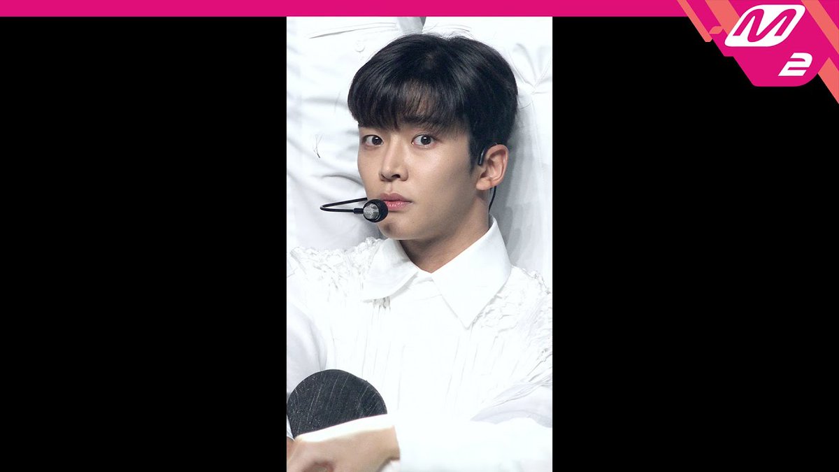 ROWOON THAILAND on Twitter: "[MCOUNTDOWN] 📹SF9 - 'Tear Drop' (Rowoon FanCam) 🔗https://t.co ...