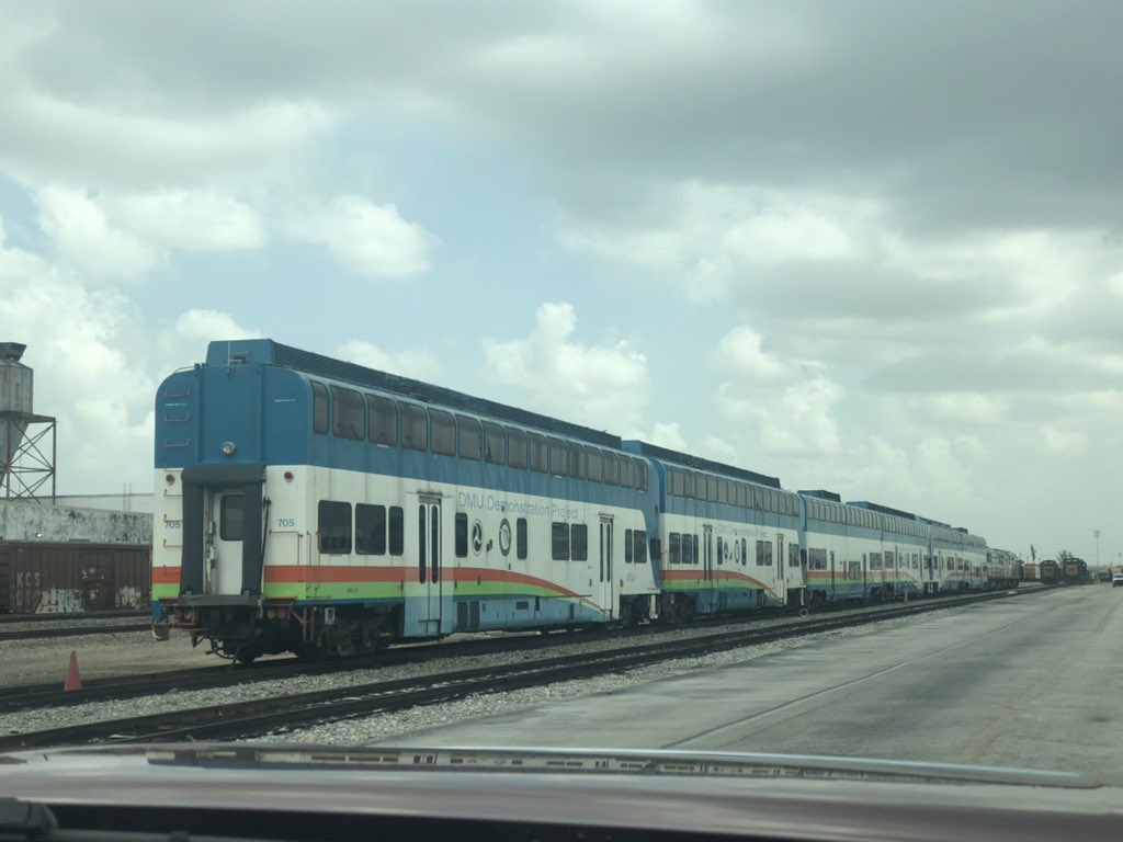 Tri Rail Dmu
