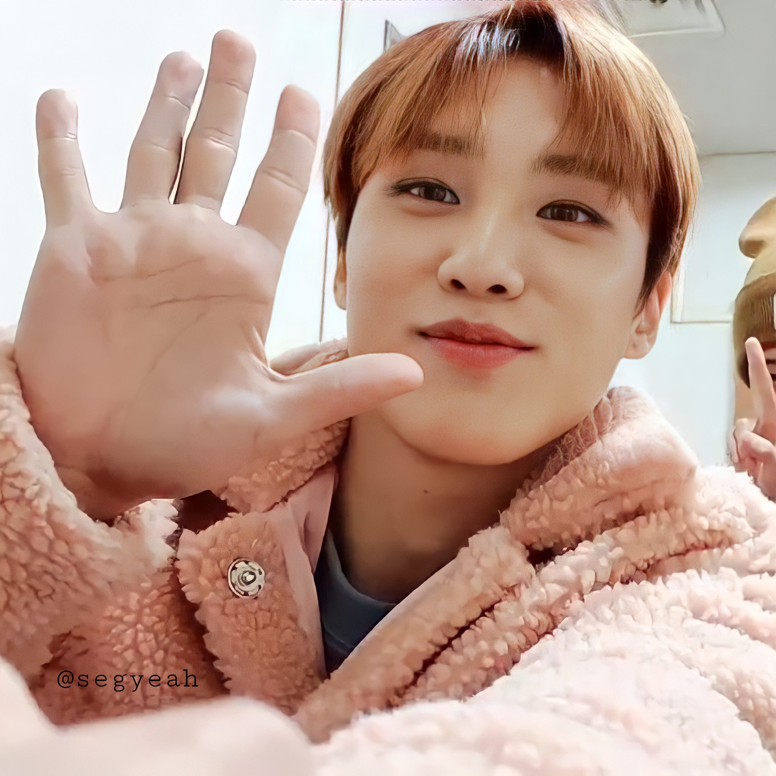 ruby's on Twitter: "Cobie's mochi cheeks appreciation tweet https://t.co/q1C7H7njjQ" / Twitter