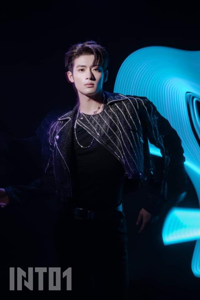INTO1 on Twitter: "#INTO1🌐#INTO1喝彩曲MV预告 The song of INTO1's brand new EP 《INTO THE FIRE》MV ...