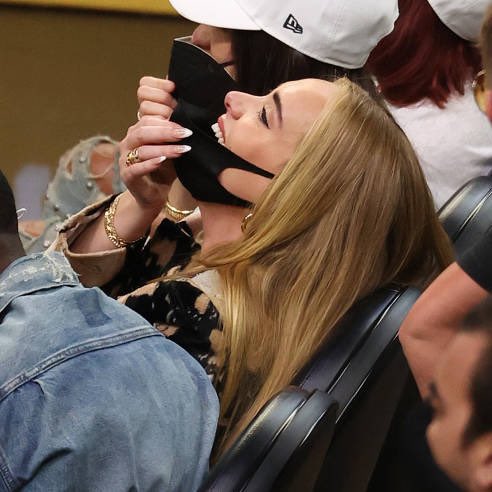 Adele Stats on Twitter: "I THINK WE CAN ALL AGREE THAT ADELE…