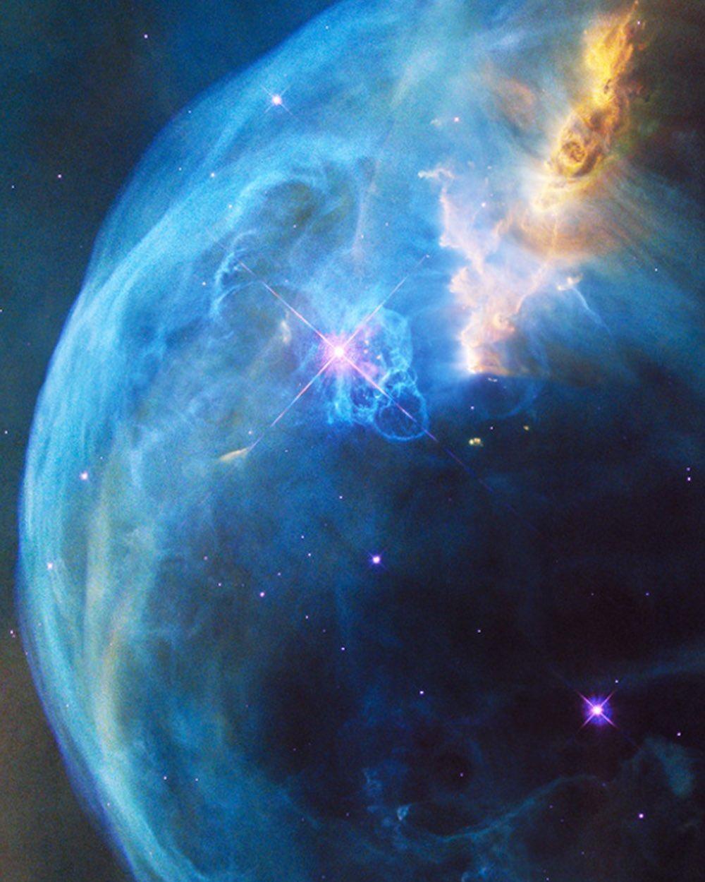 Hubble Bubble In Space