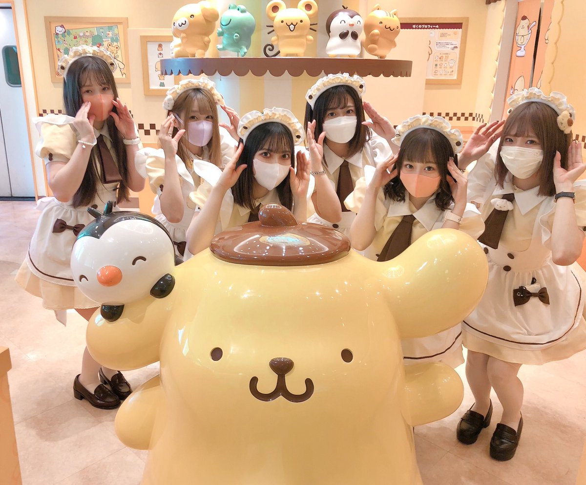 ポムポムプリンカフェ 原宿 日本最大級のsns映え観光情報 スナップレイス