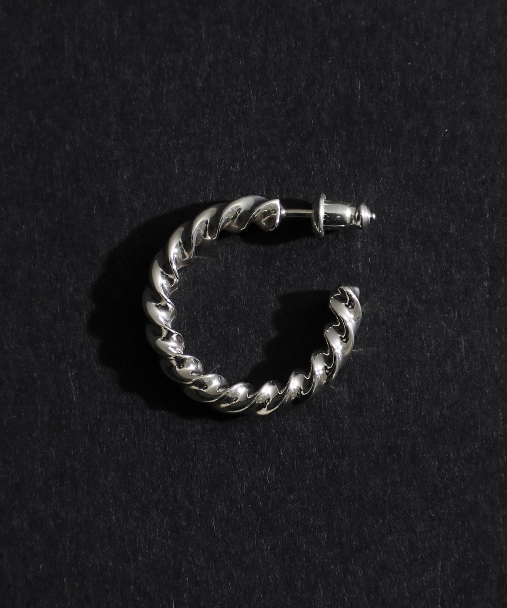 STUDIOUS on Twitter: "MENS｜WAKAN SILVER SMITH（ワカンシルバースミス）・4mmの三角線をねじり加工したピアス。直径約23mm。 詳細はコチラ ...