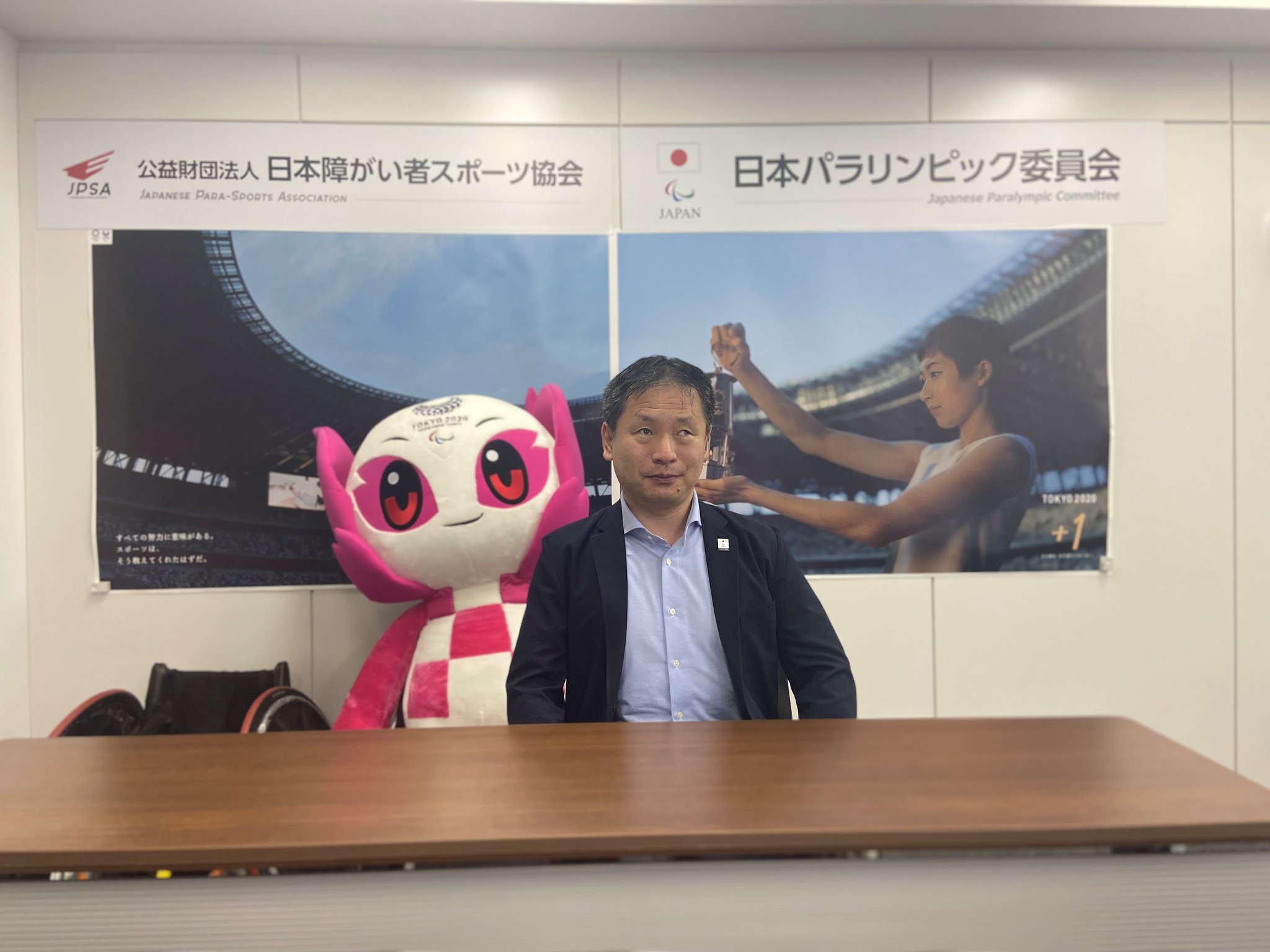 河合 純一（Kawai Junichi） on Twitter: "15歳で失明、見えるという当たり前を失った。でも、将来の夢に向かい家族や仲間の支えと「できない」ではなく「どうすればできるか ...