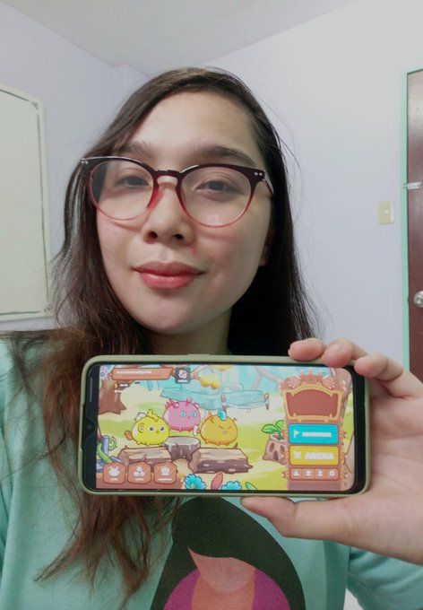 Michelle Mole's Instagram, Twitter & Facebook on IDCrawl