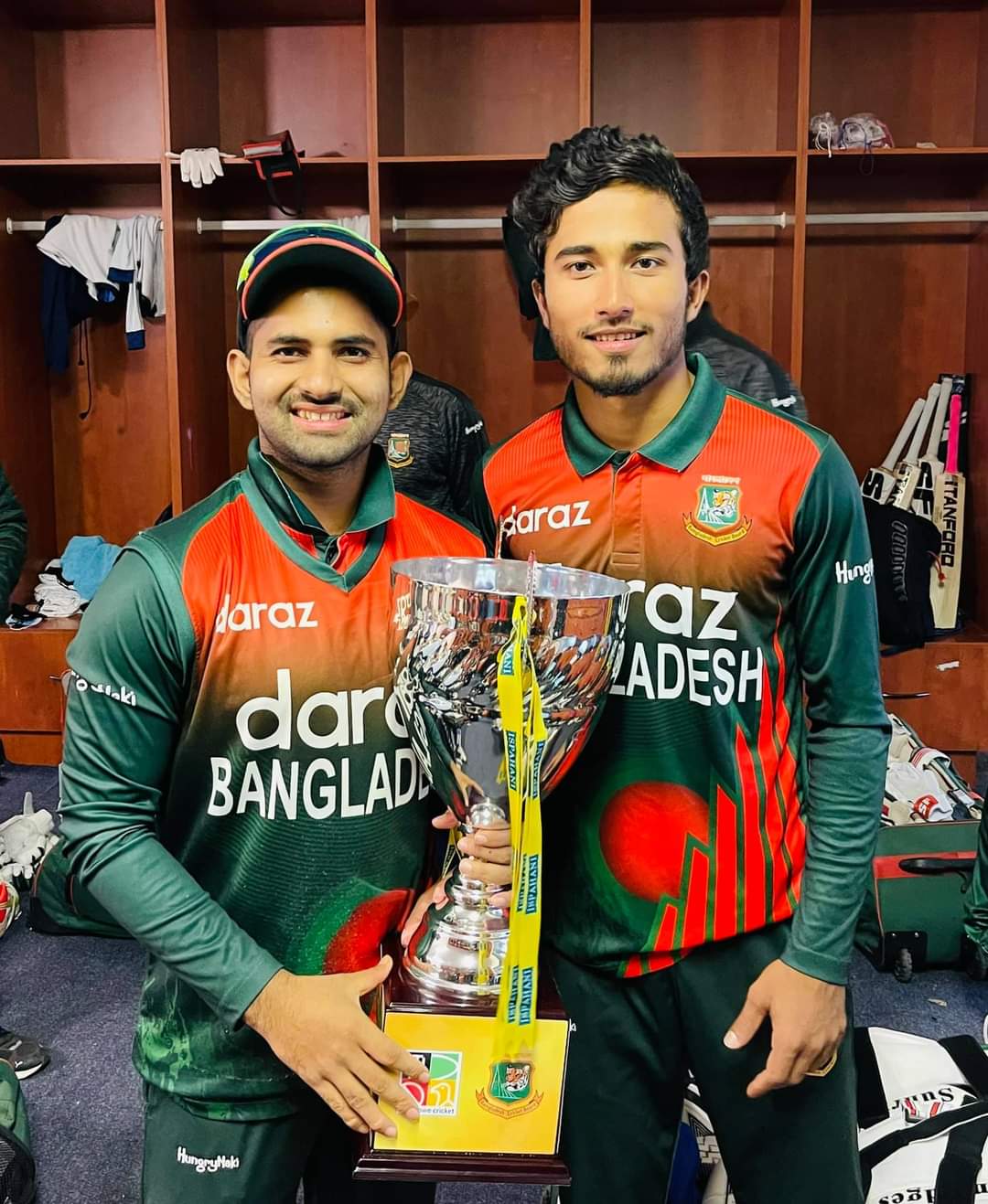 Azhar Mahmud (@AzharMahmuds) / Twitter