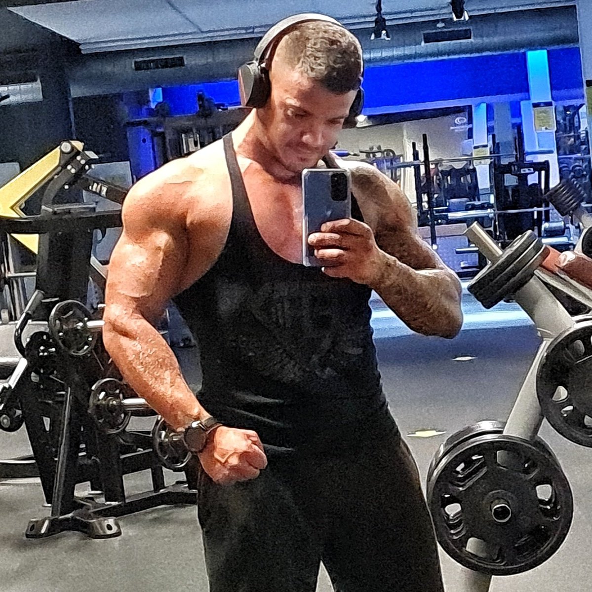 Daniel Muresan (@DanielMuresan93) | Twitter