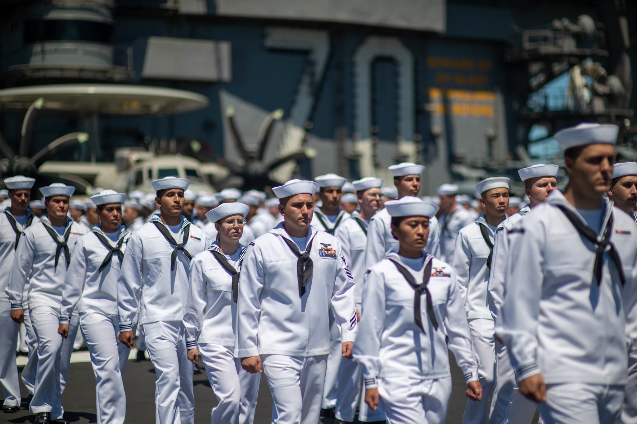 U S Navy On Twitter Usnavy Photos Of The Day Uss Carl Vinson