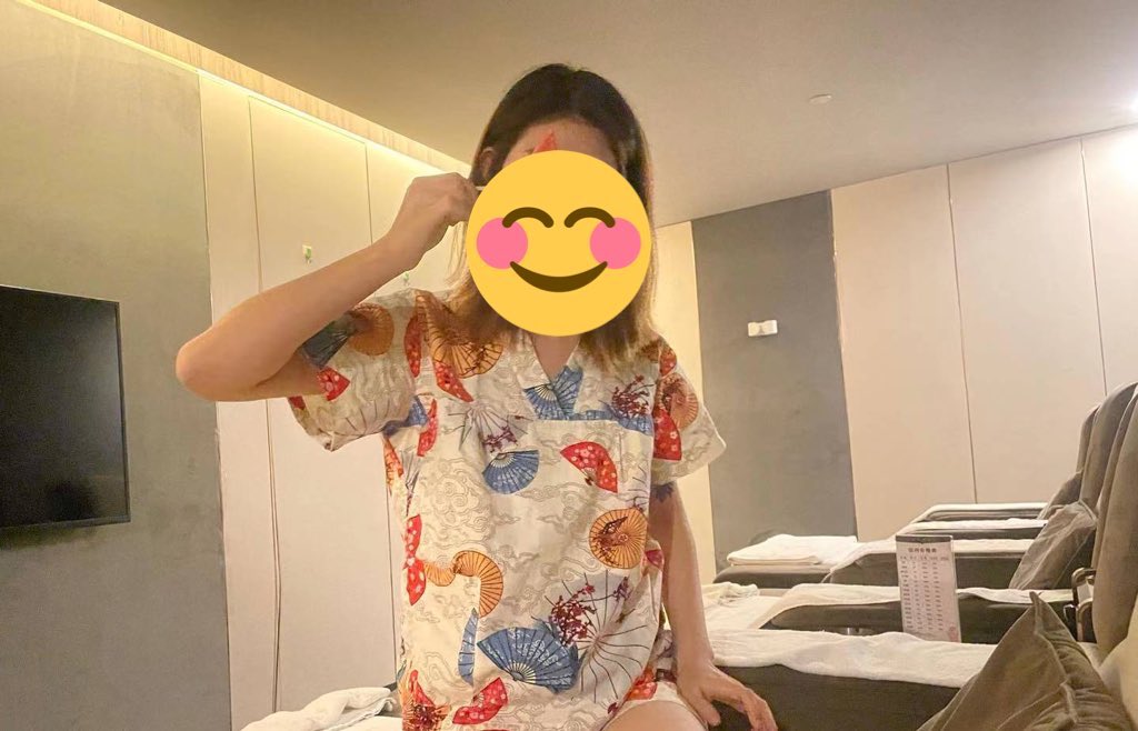 扬州 On Twitter 淫妻 绿帽 交换 单男 单女 老婆怀孕4个月,一直在调教,昨天突然跟我说想找个大鸡巴一起玩玩,夫妻,单男均可报名