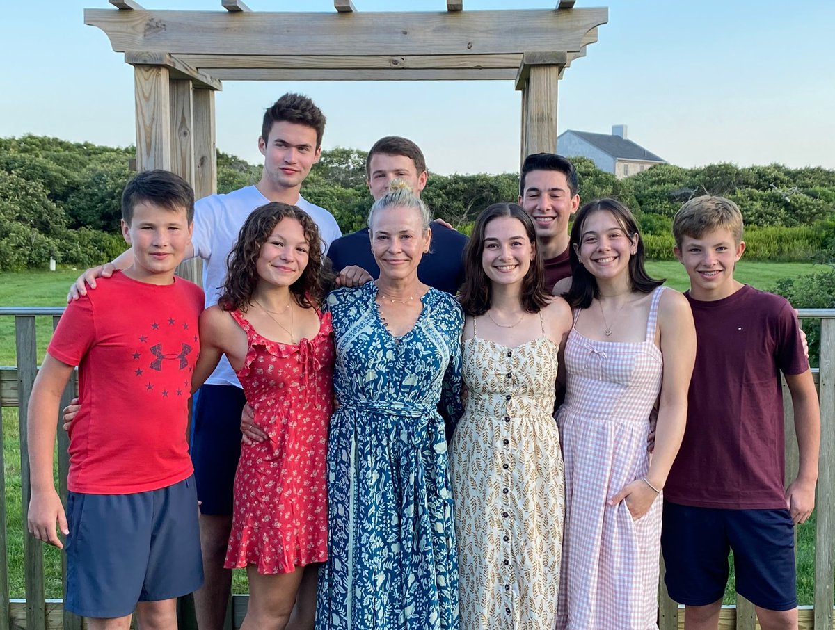 Chelsea Handler Siblings