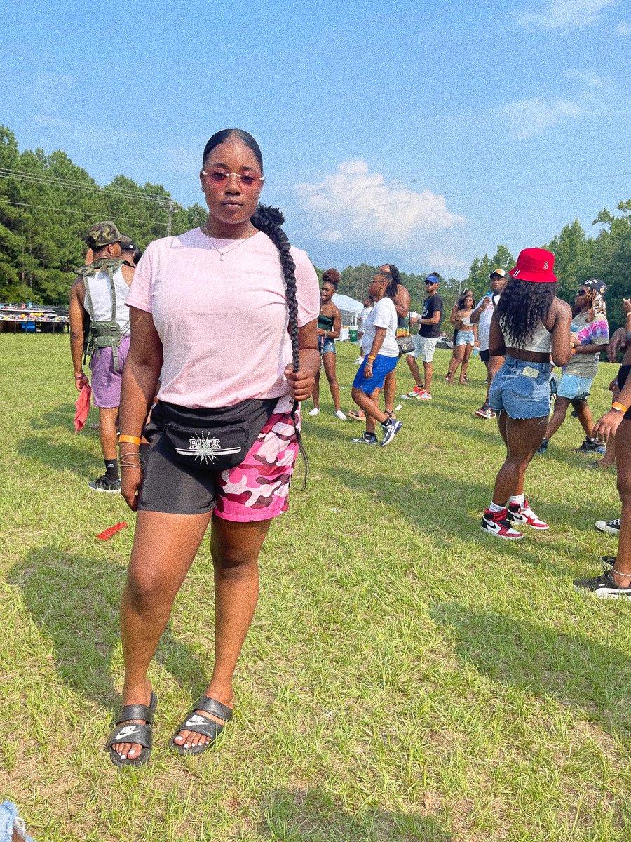 Miss Scorpio (queeeen_lo) - Tweets on iEmoji.com