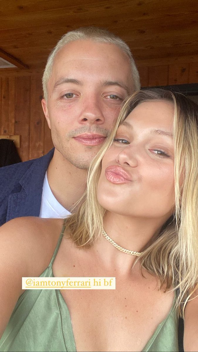 Olivia Holt Boyfriend